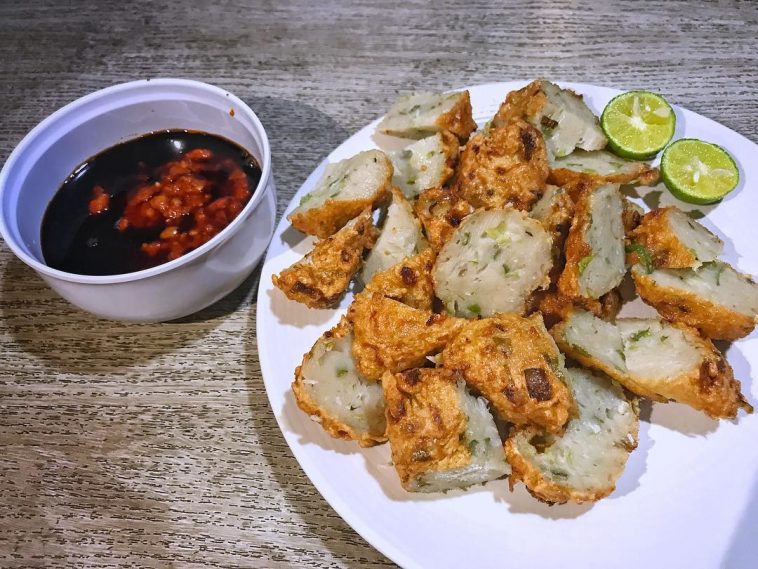 Batagor Abuy, Kuliner Legendaris di Bandung yang Nikmat Tak Terbendung