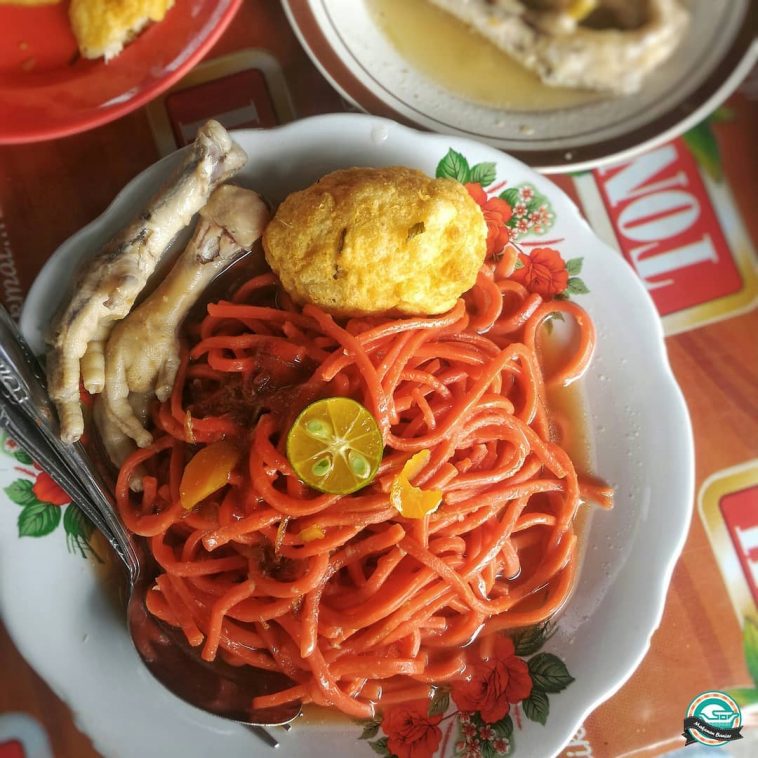 Beda Dengan yang Lain, Inilah 5 Sajian Mie Warna Tak Lazim