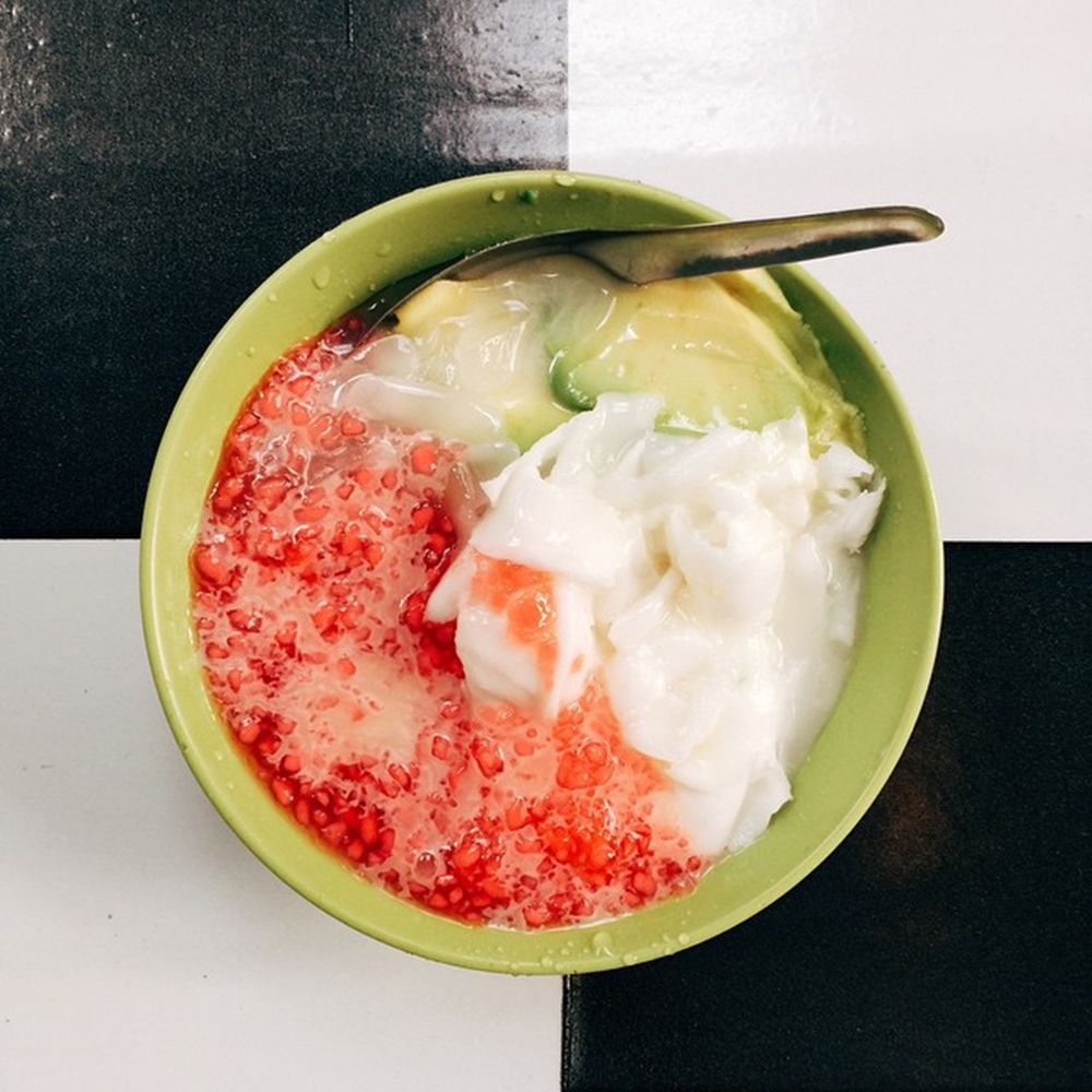 Es Sekoteng Bungsu, Kuliner Legendaris Bandung yang Bikin Ketagihan