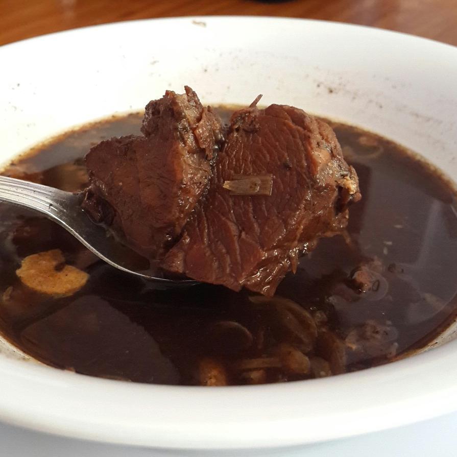 Rawon Setan Bu Sup, Kuliner Istimewa di Surabaya yang Bikin Nagih