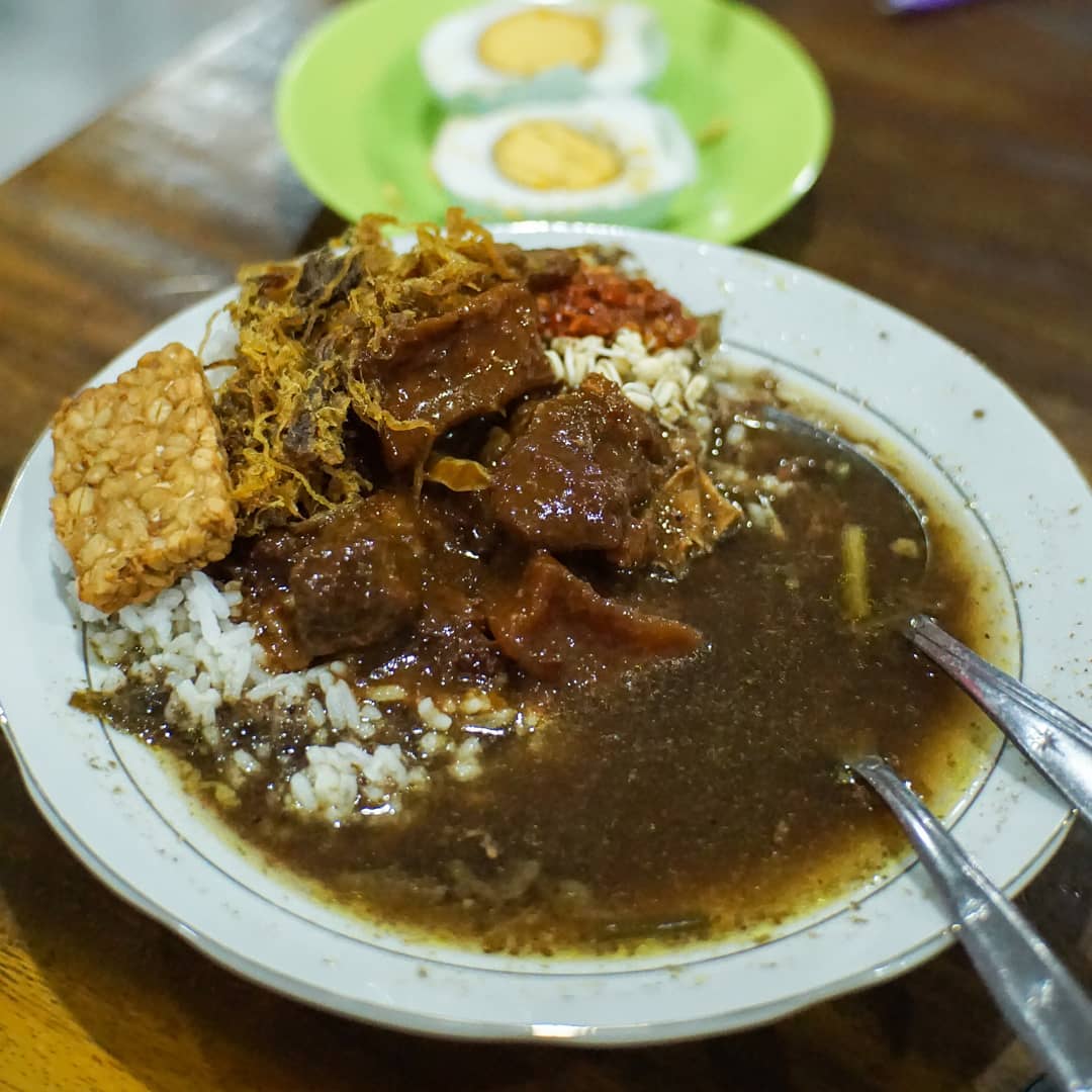 Rawon Legendaris di Surabaya, Kuah-kuah Pelepas Dahaga saat Berbuka