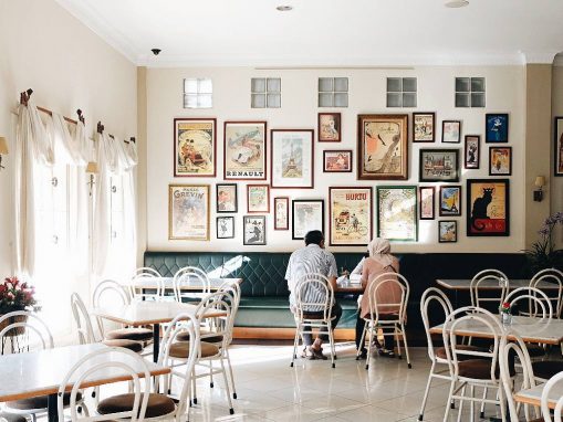 Rasa Bakery Cafe, Surganya Es Krim Jadul yang Legendaris di Bandung