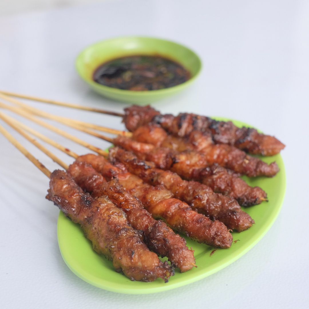 Kulineran Sate khas Bali, Pedas Gurih yang Menggiurkan