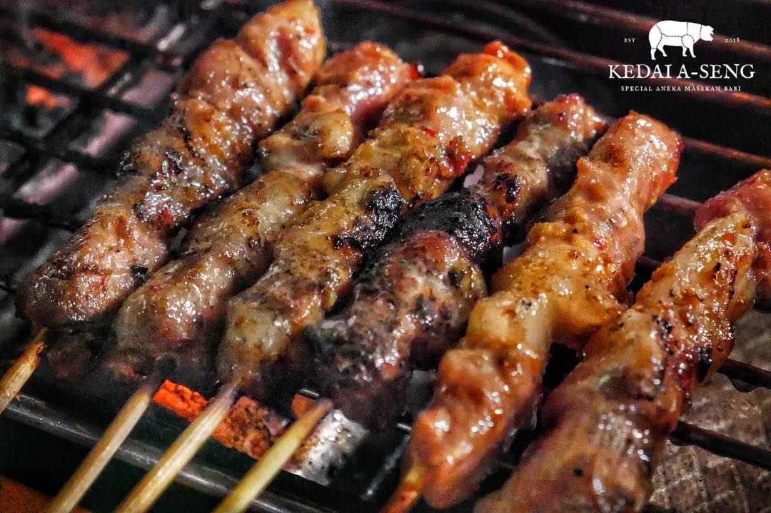 Kulineran Sate khas Bali, Pedas Gurih yang Menggiurkan