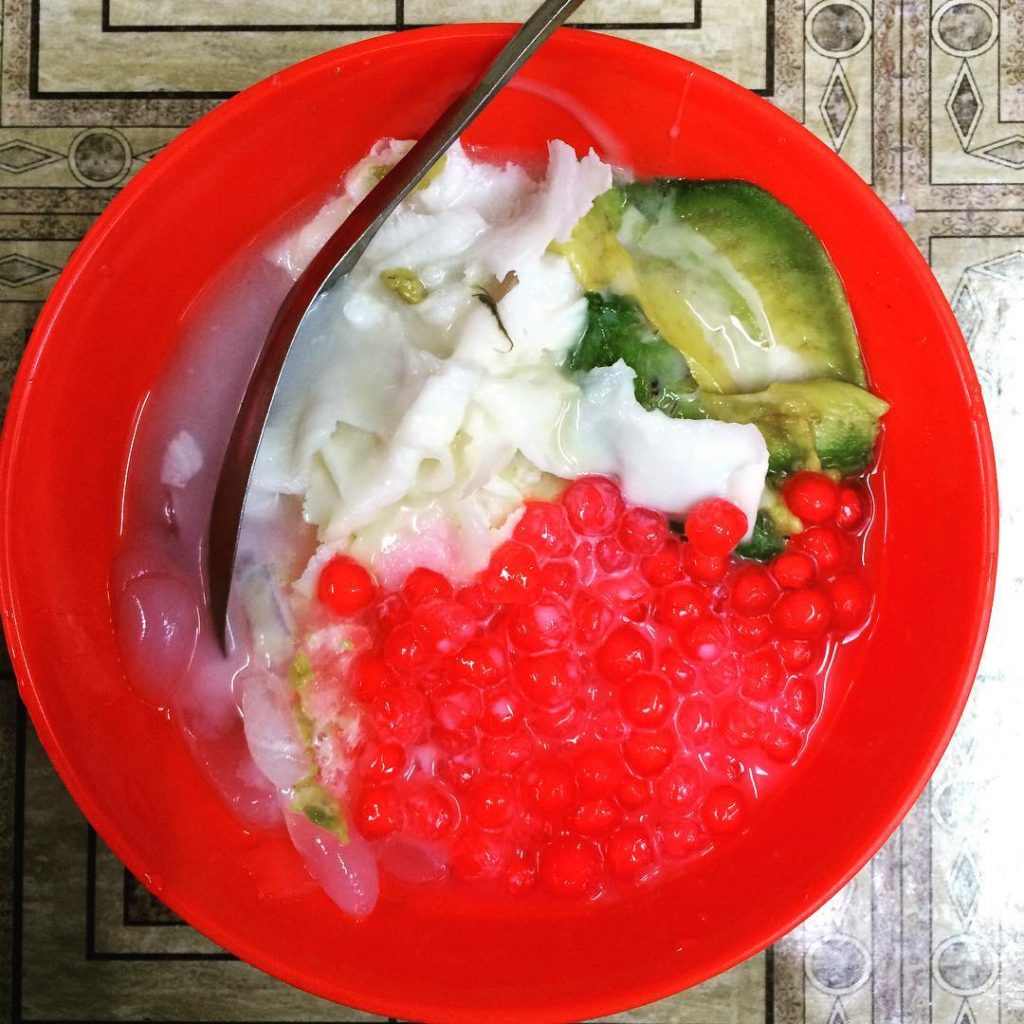 Es Sekoteng Bungsu, Kuliner Legendaris Bandung yang Bikin Ketagihan