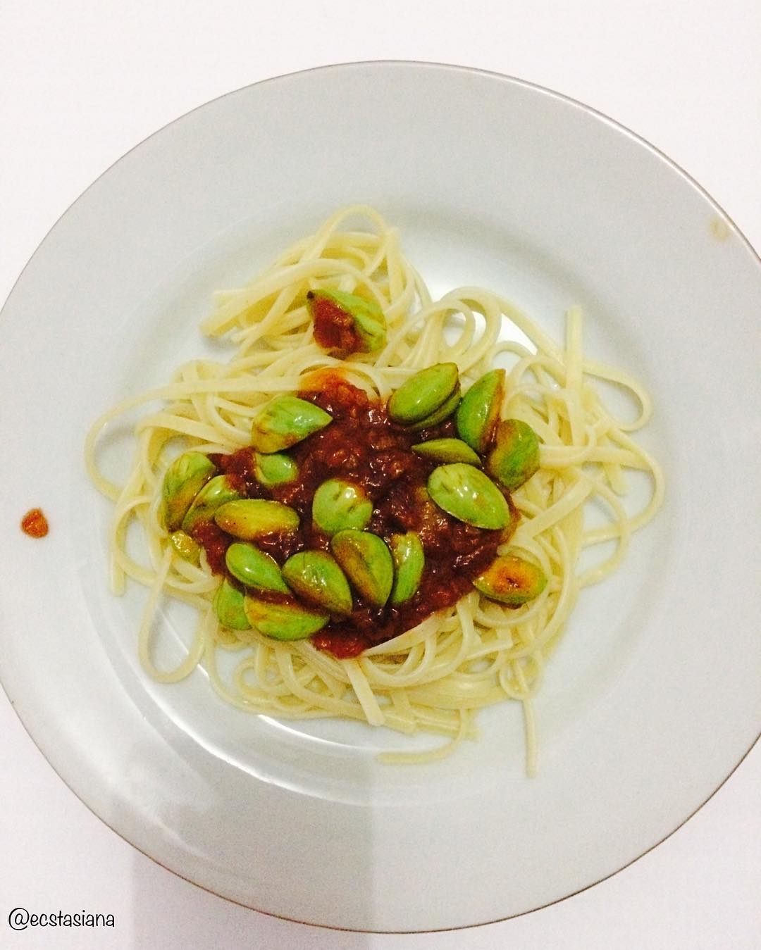 Kuliner Unik Serba Pete, Dari Indomie Hingga Martabak