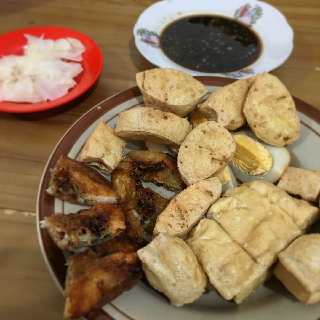 6 Jajanan yang Semarang Banget, Sudah Coba yang Mana Aja?