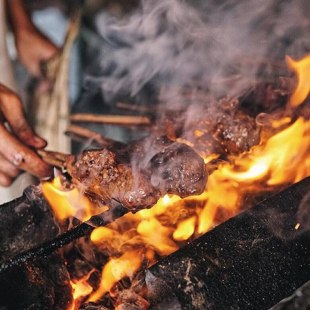 Tempat Santap Sate Buntel Khas Solo di Jakarta, Daging Berbalut Lemak ...