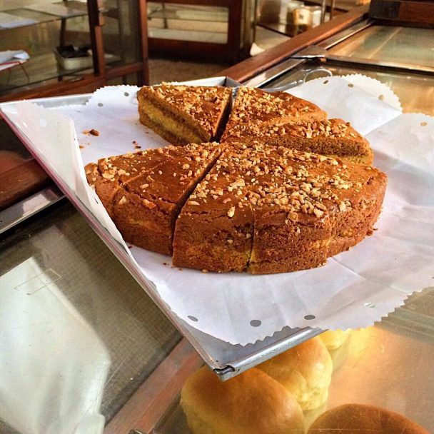 4 Toko Roti Legendaris di Bandung, Citarasanya Tak Berubah