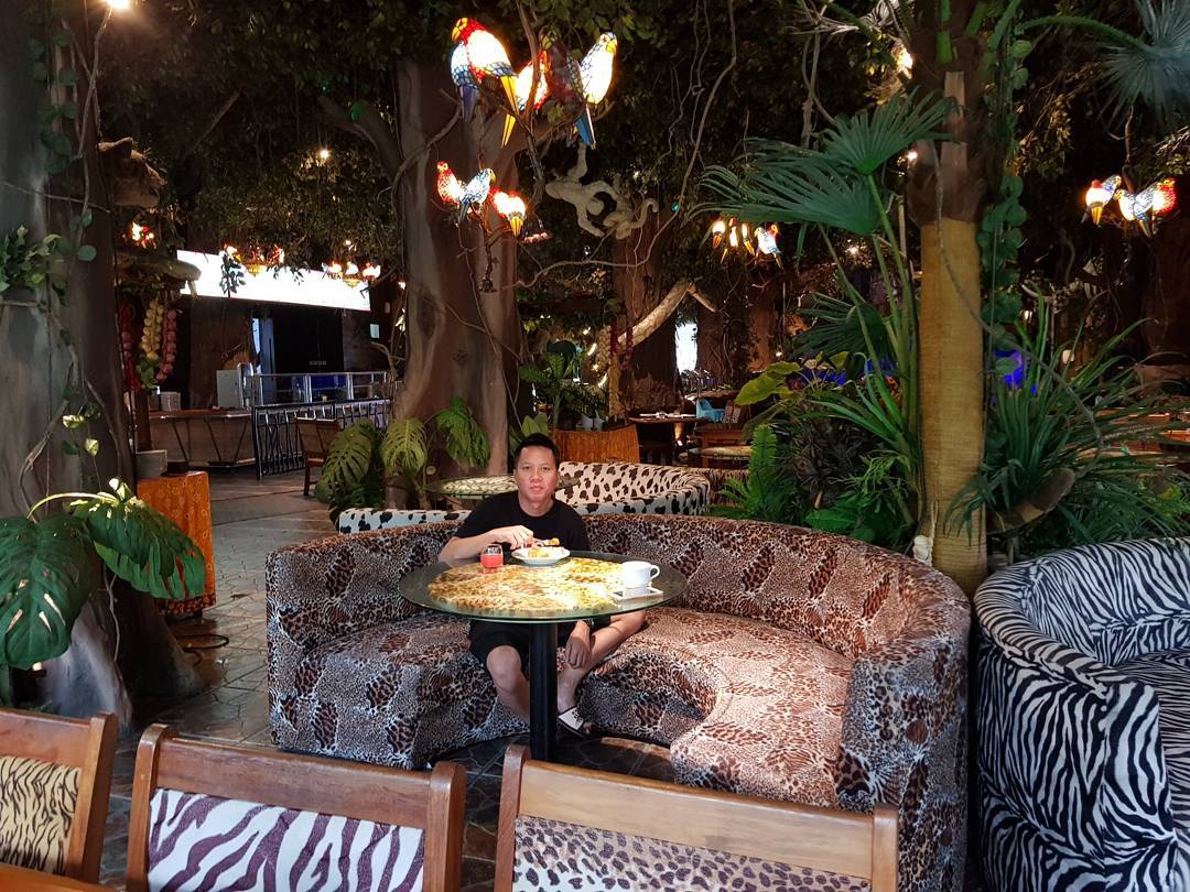 Pohon Inn, Hotel Pohon Raksasa Bernuansa Hutan