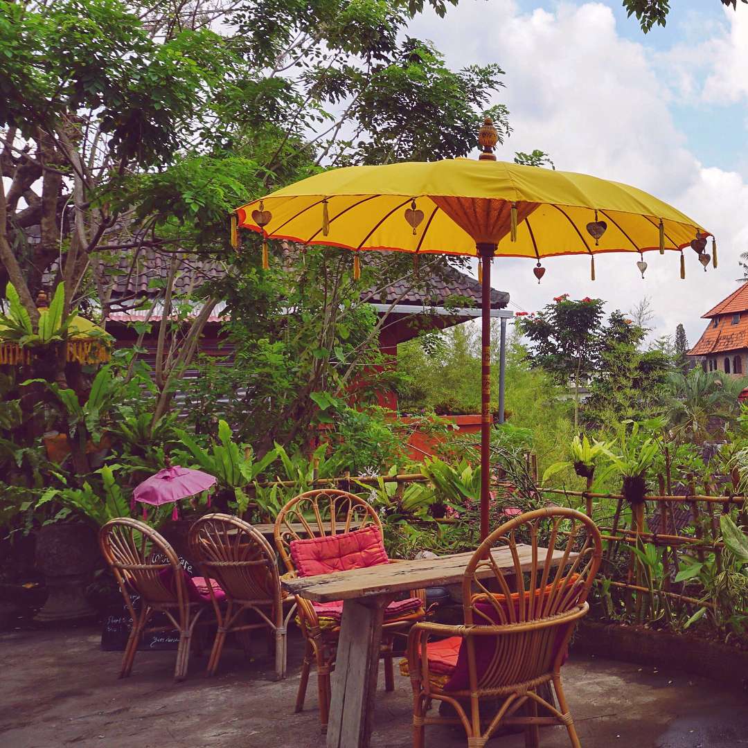Kafe Keren di Ubud, Paduan Menu Enak dan Spot Instagramable