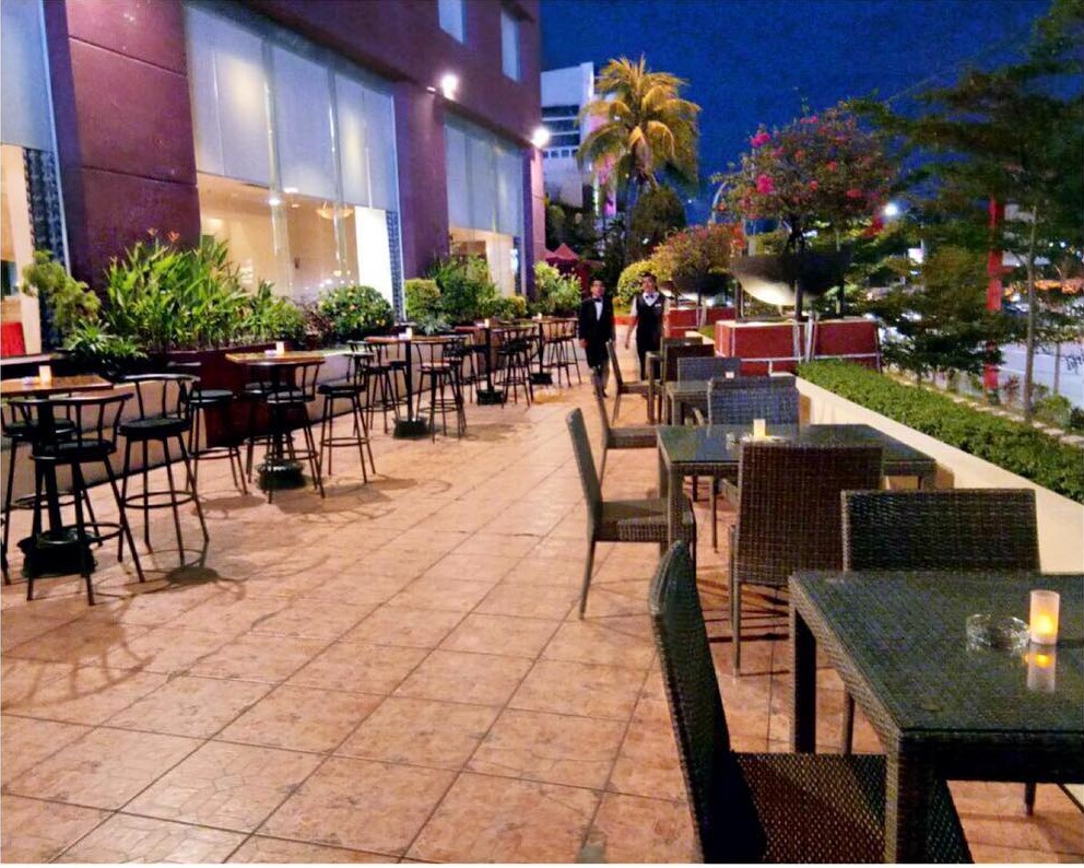 Restoran Sekitar Pantai Losari, Nikmati Cita Rasa Makassar yang Nagih