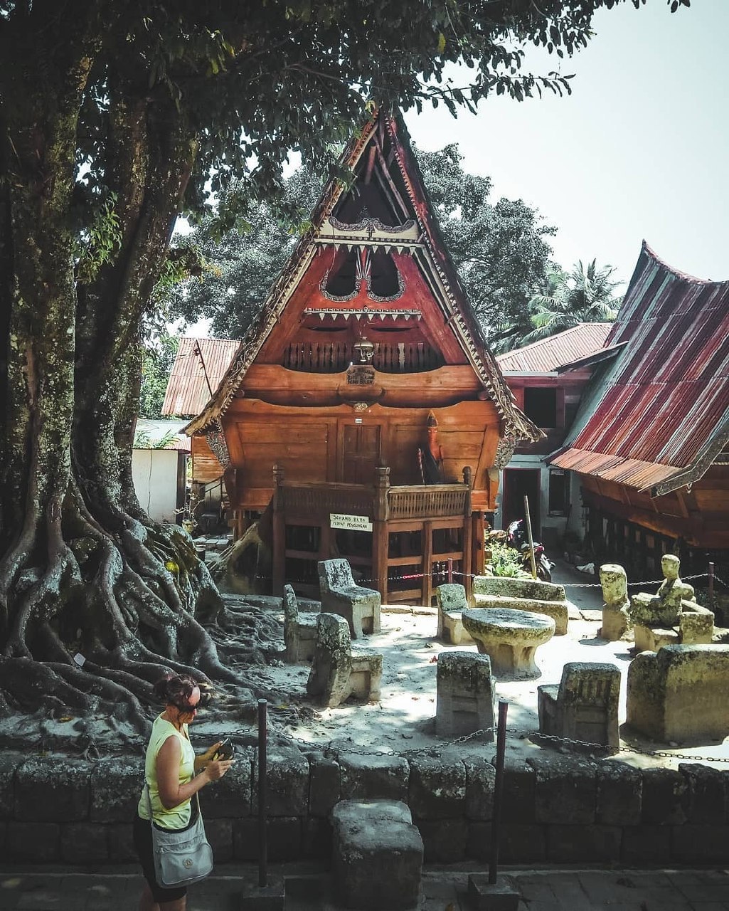 Huta Siallagan, Menyelami Tradisi Kanibal Suku Batak di Samosir