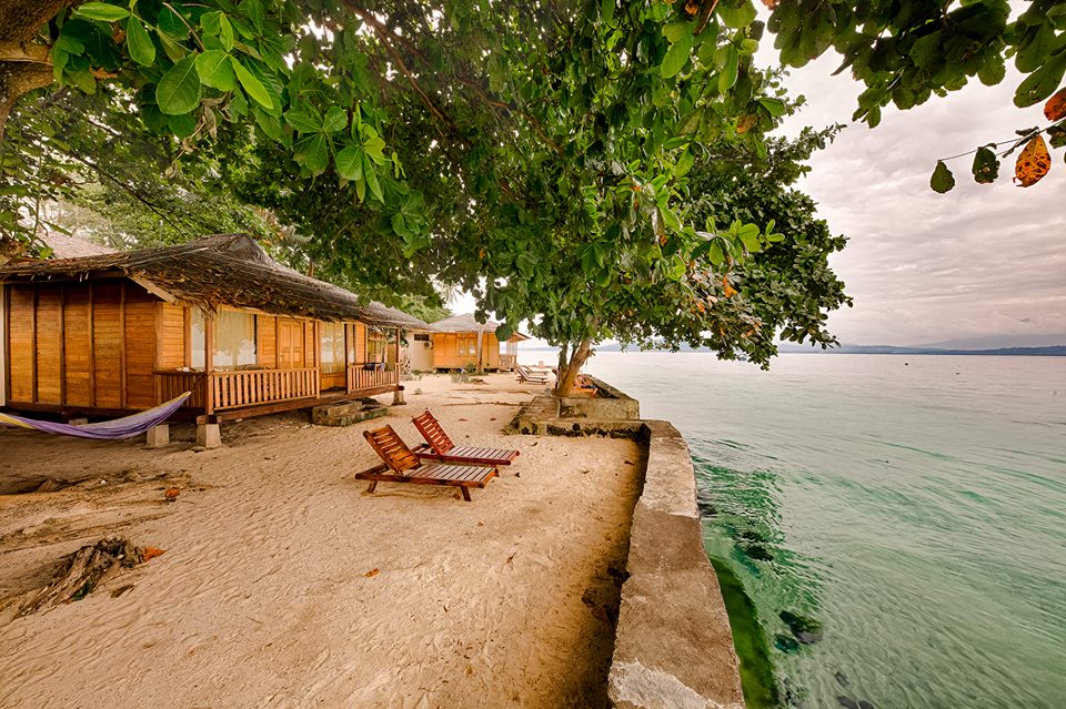 Hotel Pinggir Pantai di Minahasa, Serasa di Pulau Pribadi