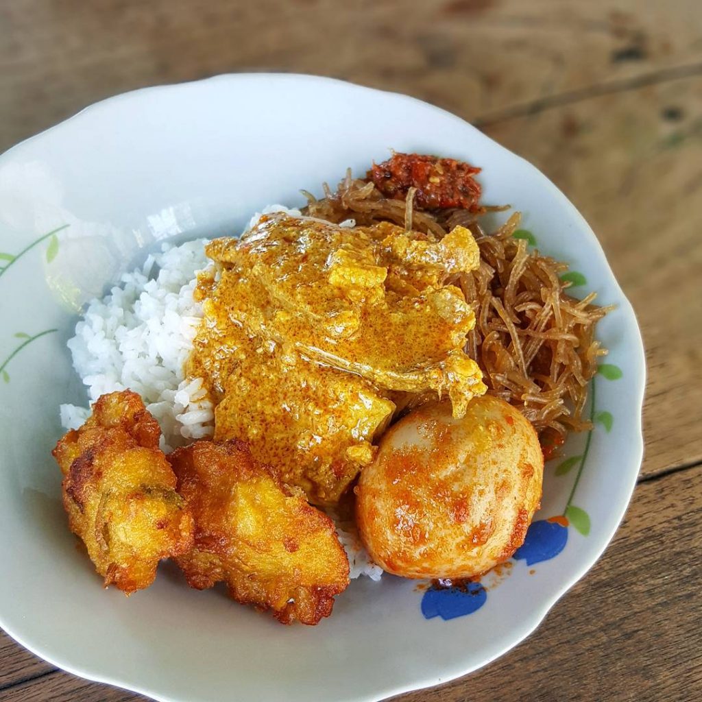 Kulineran Nasi Osik di Surabaya, Rasanya Super Juara