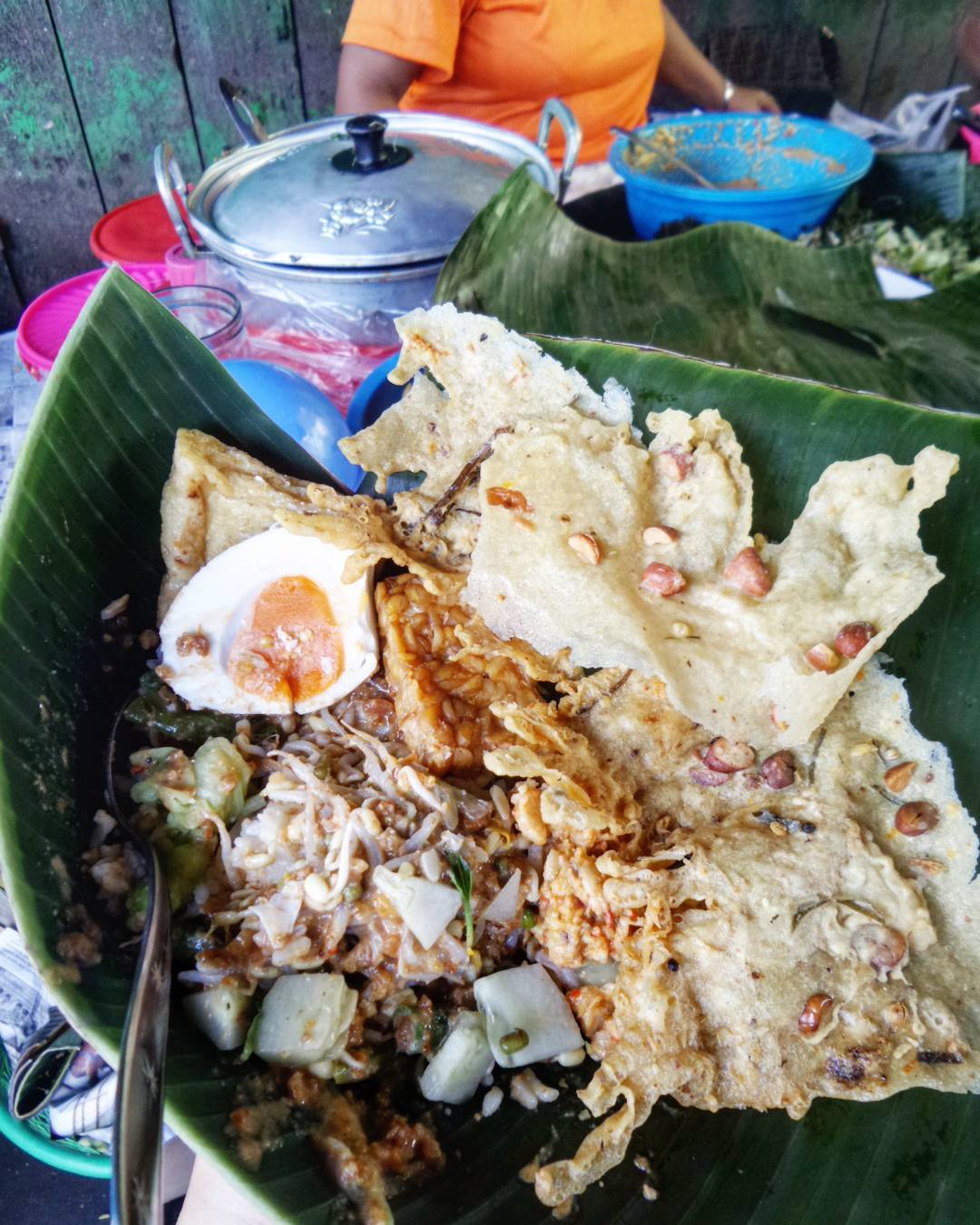 Pecel Letok Pincuk Daun Jati, Kuliner Khas Ngawi Rekomended Dicicipi