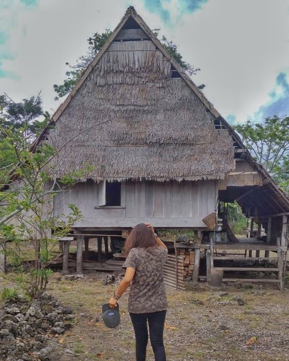 Desa Tanimbar Kei, Mengenal Adat Budaya Maluku