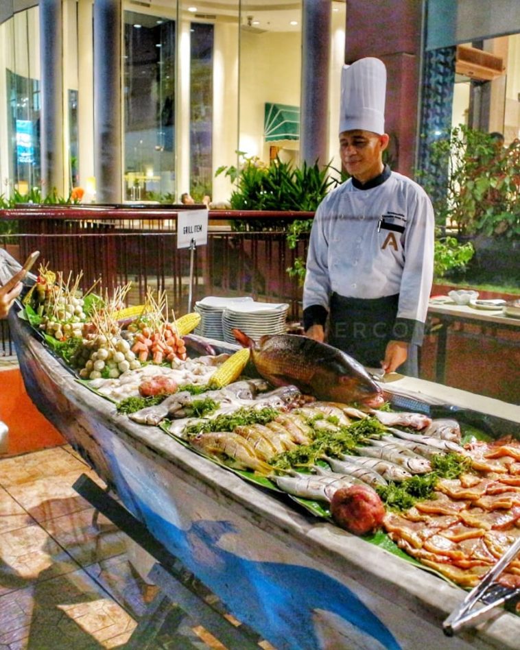 Restoran Sekitar Pantai Losari, Nikmati Cita Rasa Makassar yang Nagih