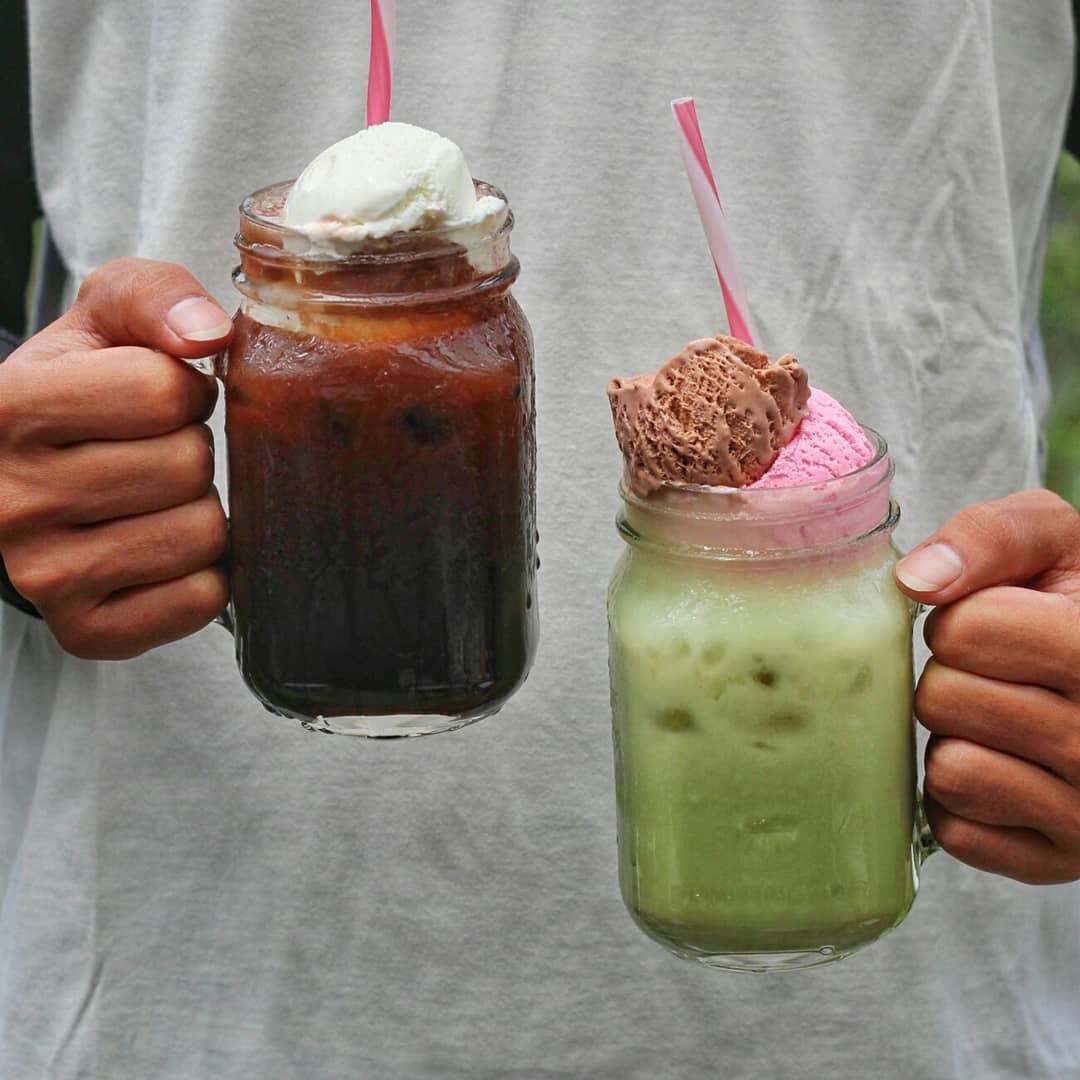 Nongkrong di Joglo Pari Sewu Jogja, Rasakan Sensasinya Makan di Tepi Sungai