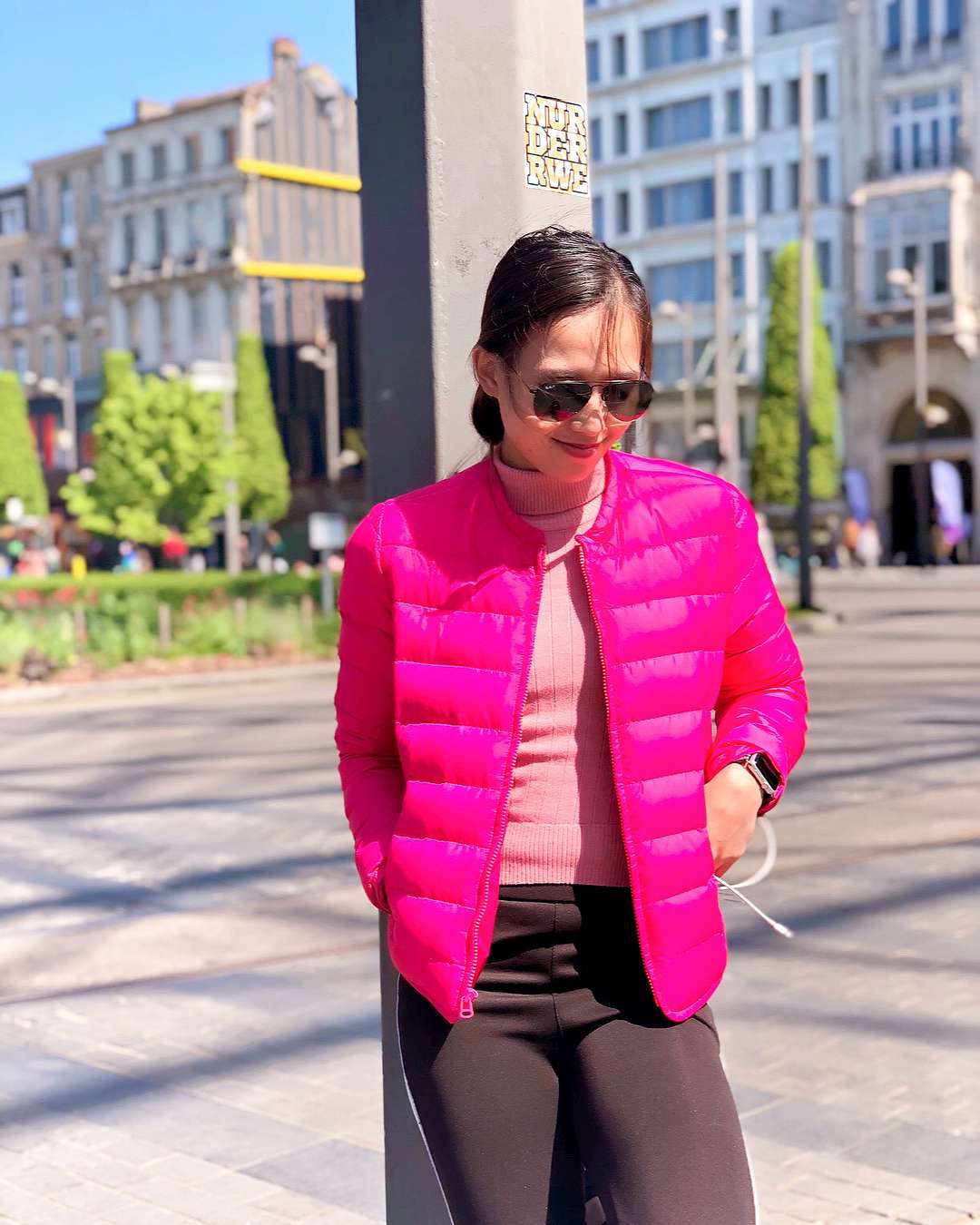 Inspirasi Liburan dari Atlet Pencak Silat yang Cantik Jelita Wewey Wita