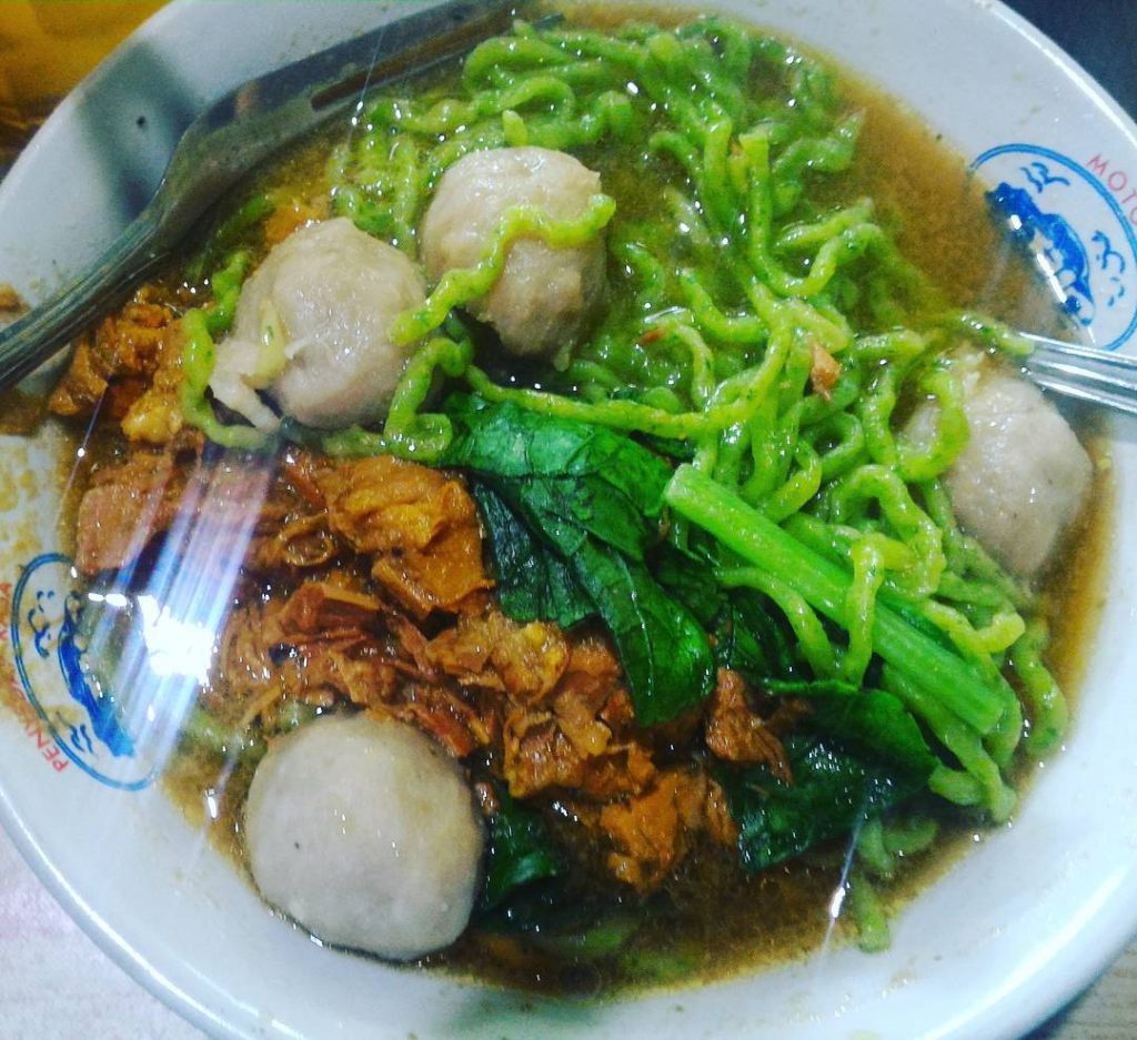 Mie Ayam Rumput, Si Hijau nan Lezat dari Semarang