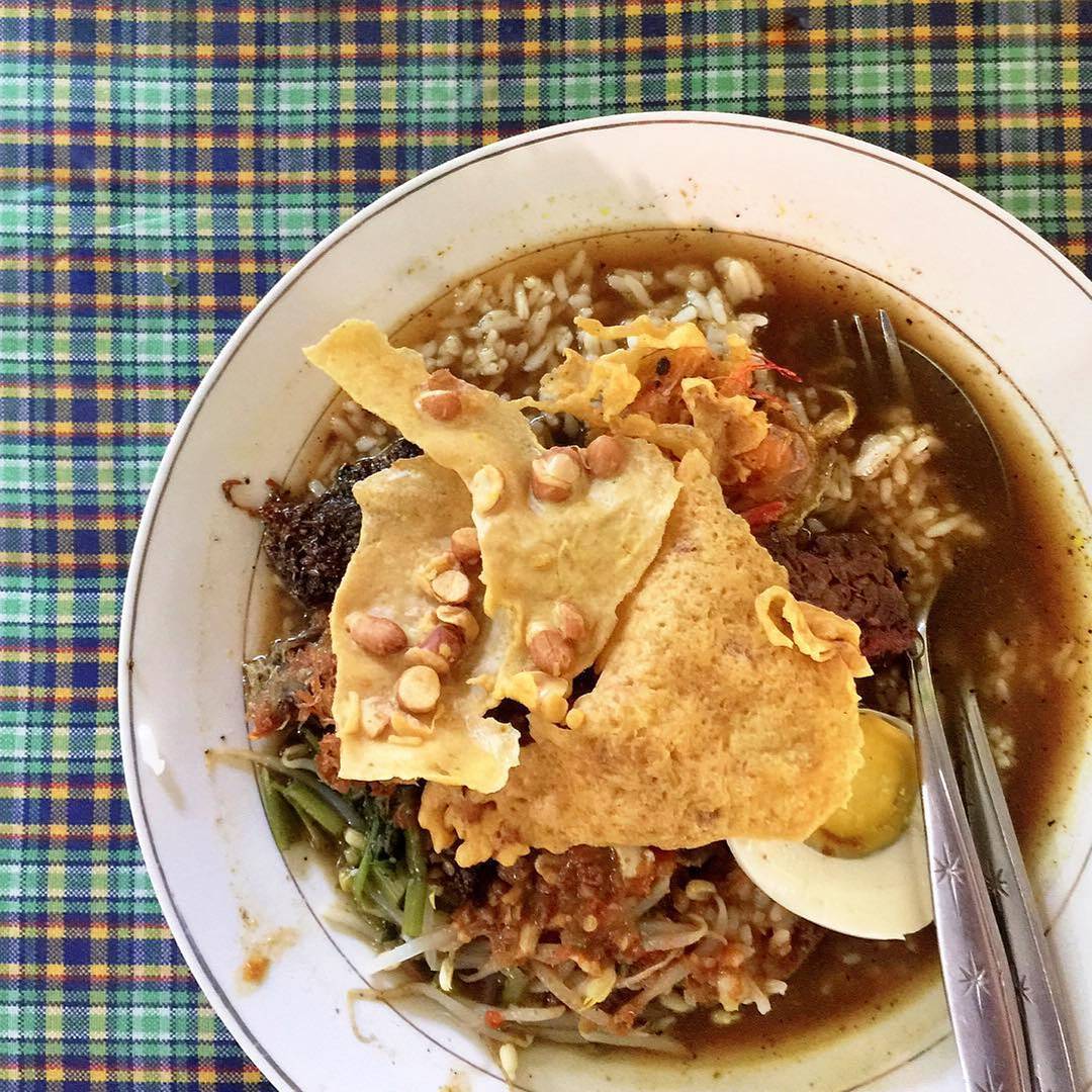Pecel Rawon Rumah Makan Pecel Ayu, Kuliner Legendaris di Banyuwangi