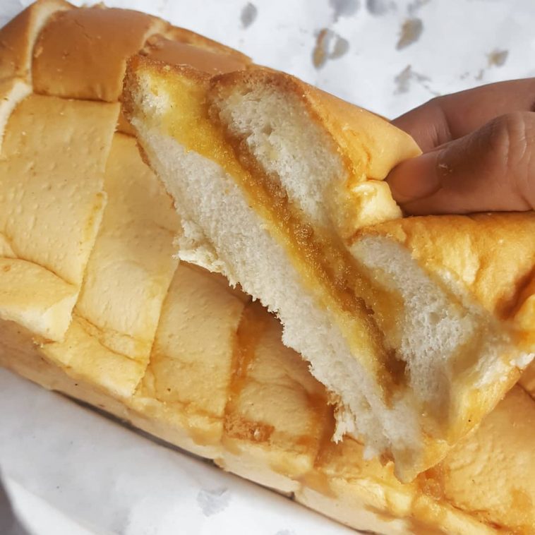 Roti Ganda, Kuliner Jumbo di Siantar yang Berusia Puluhan Tahun