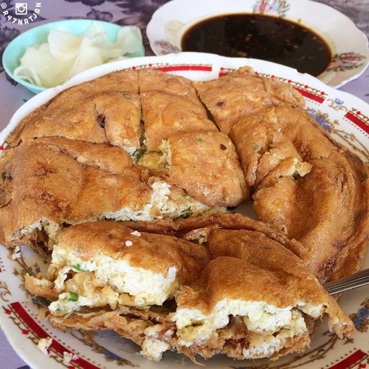 Enaknya Tahu Pong Karangsaru, Jajanan Semarang Langganan Semua Kalangan