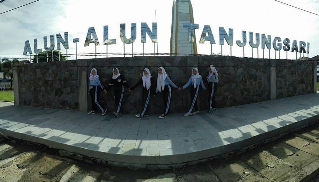 Kampoeng Ciherang, Wisata Alam Kebanggaan Sumedang