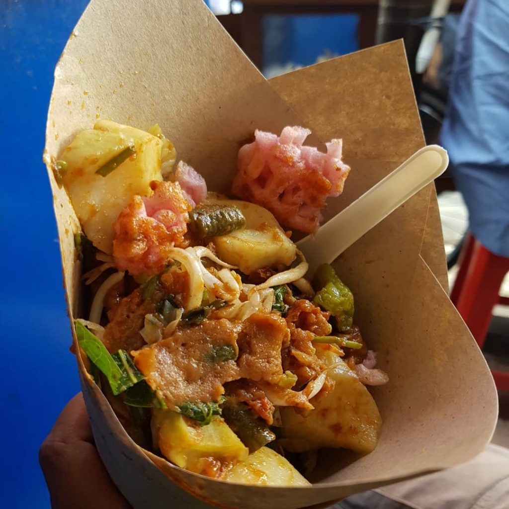 4 Lotek Legendaris di Bandung, Cita Rasa Istimewa yang Tak Terbendung