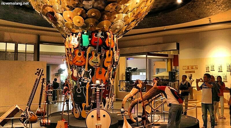 Destinasi Wisata Musik di Indonesia, Dari Gedung Hingga Gunung
