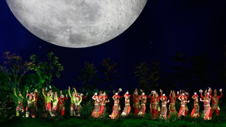 Tak Hanya Ratoh Jaroe, Ini Tarian Tradisional Indonesia di Pembukaan ...