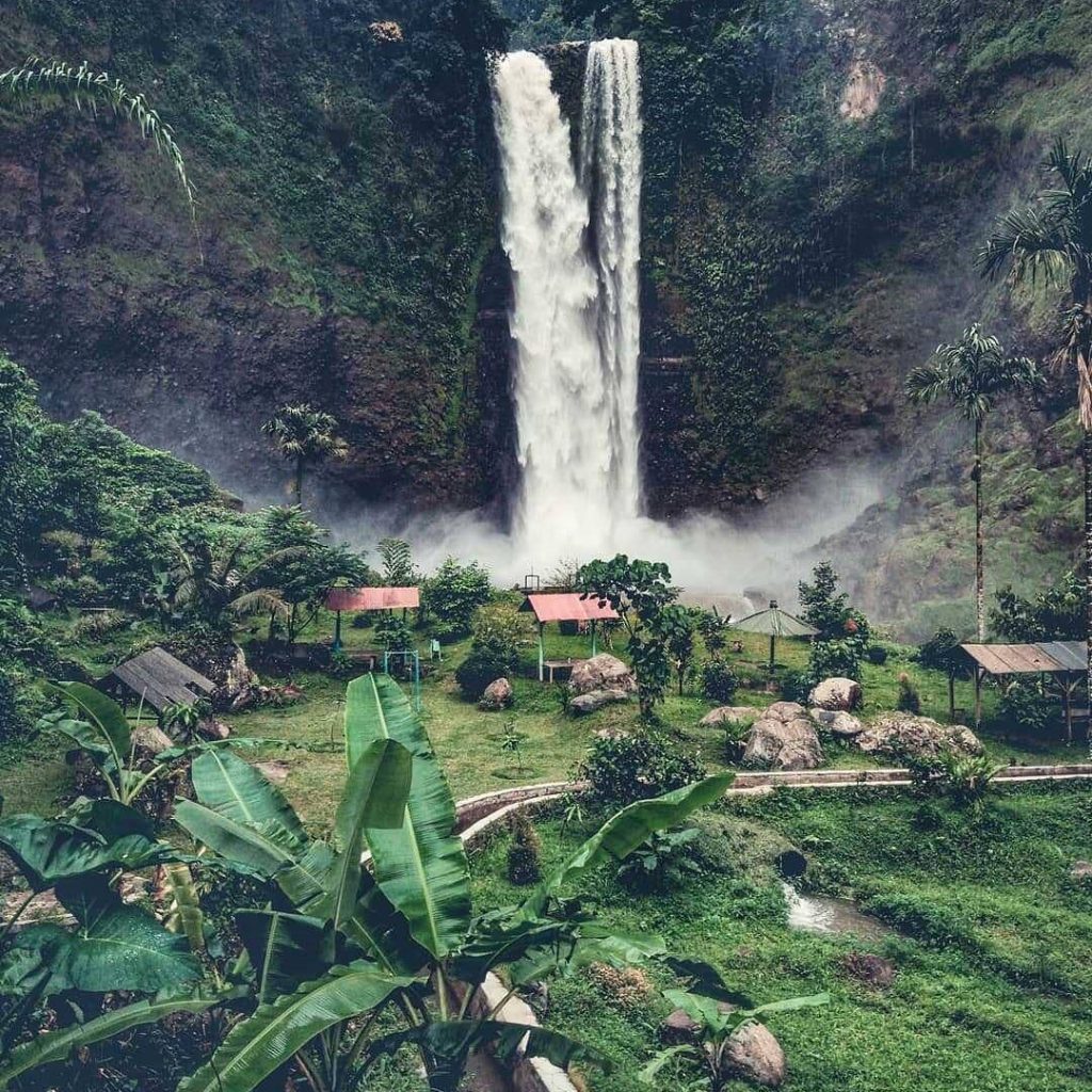 Deretan Sanghyang di Jawa Barat, Legenda Tangga Dewa dan Pemandian Bidadari