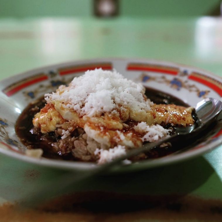 Kuliner Tradisional Minang di Bukittinggi, Enaknya Menggigit