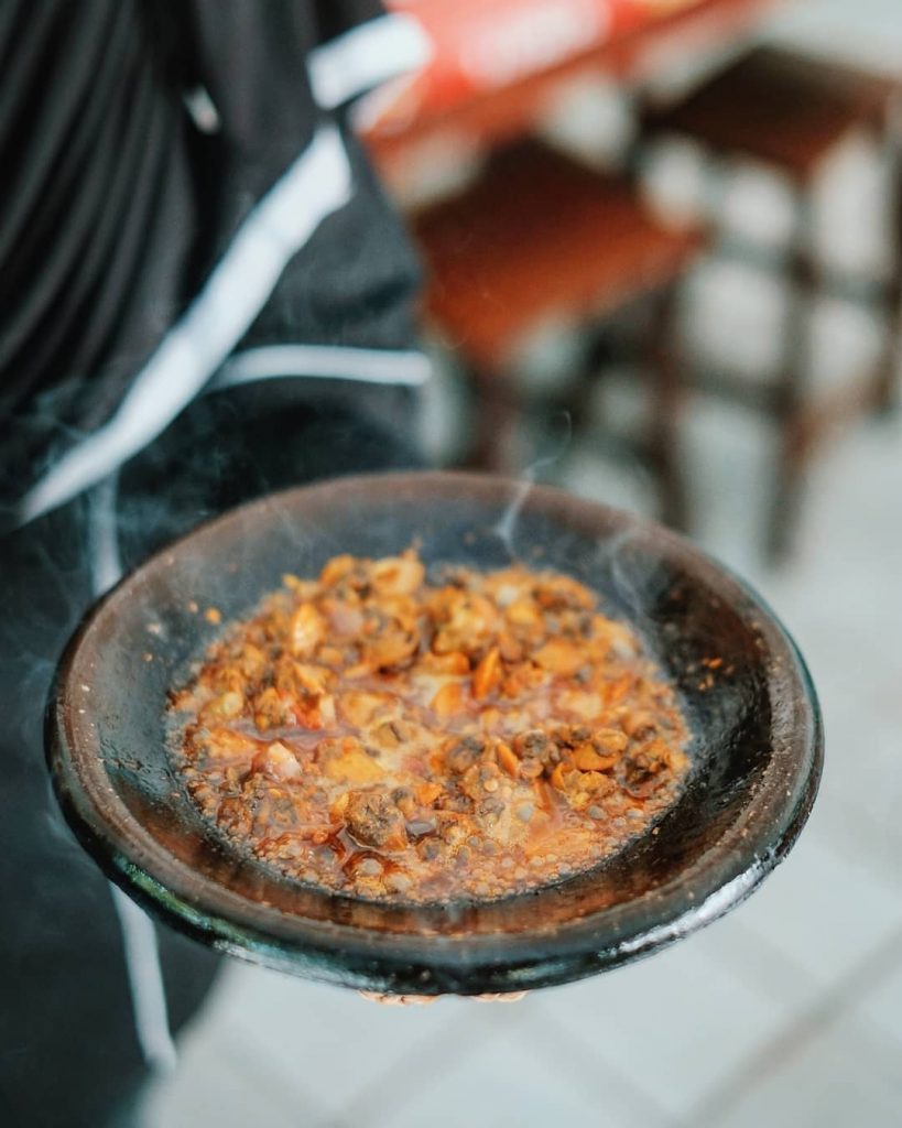Sambal Gami Bontang, Seafood Pedas Hotplate yang Bikin Nagih