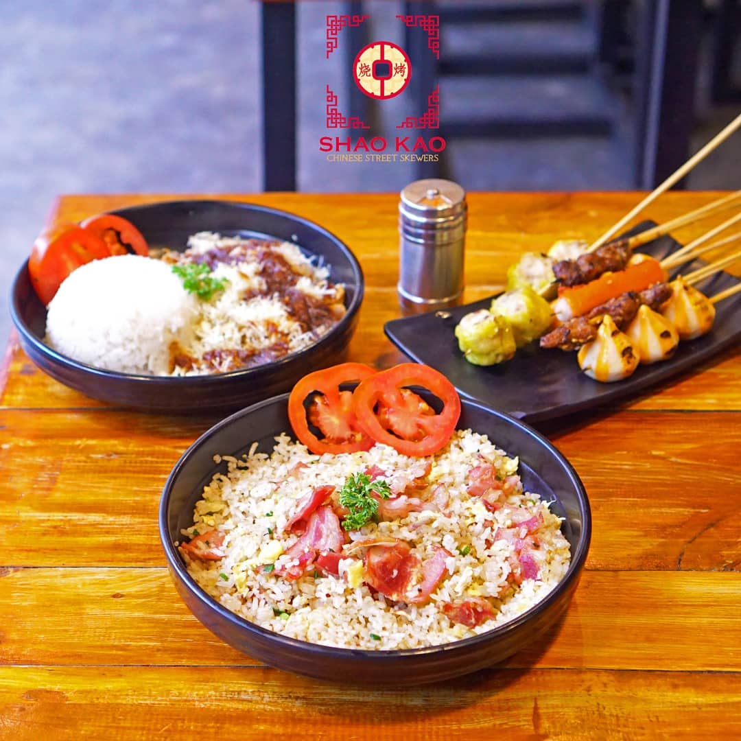 Resto Ini Menyediakan 60 Sate Pinggir Jalan ala China, Mulai 5 ribuan Aja!