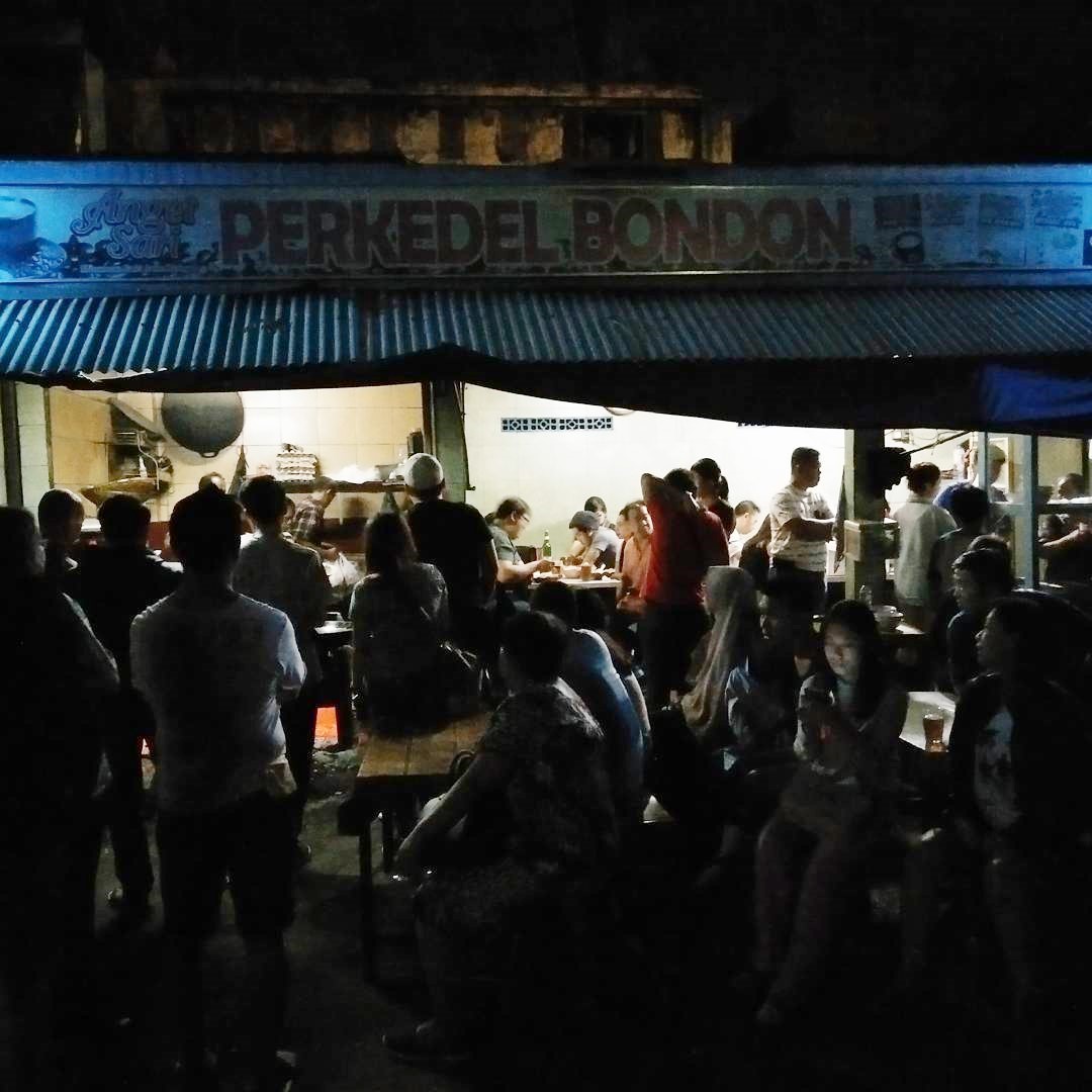 Perkedel Bondon, Kuliner Legendaris Bandung yang Patut Coba