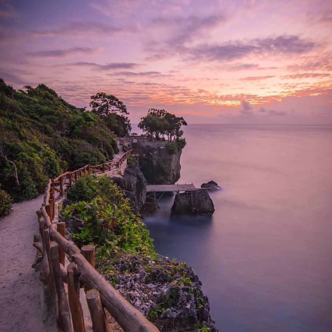 Tebing-tebing di Sulawesi Selatan, Jajakan Keindahan Alam yang ...