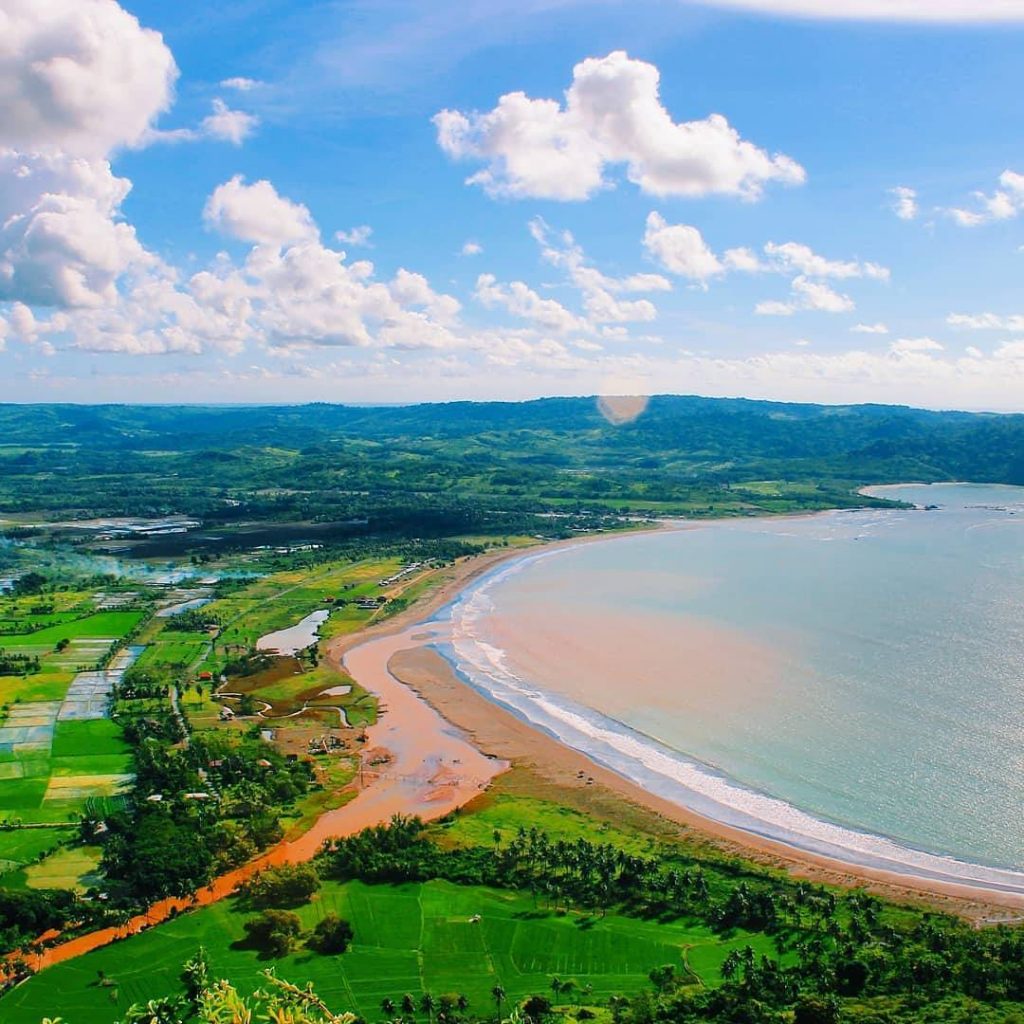 Teluk di Pulau Jawa dengan Panorama, Bisa Bikin Siapa Saja Takluk