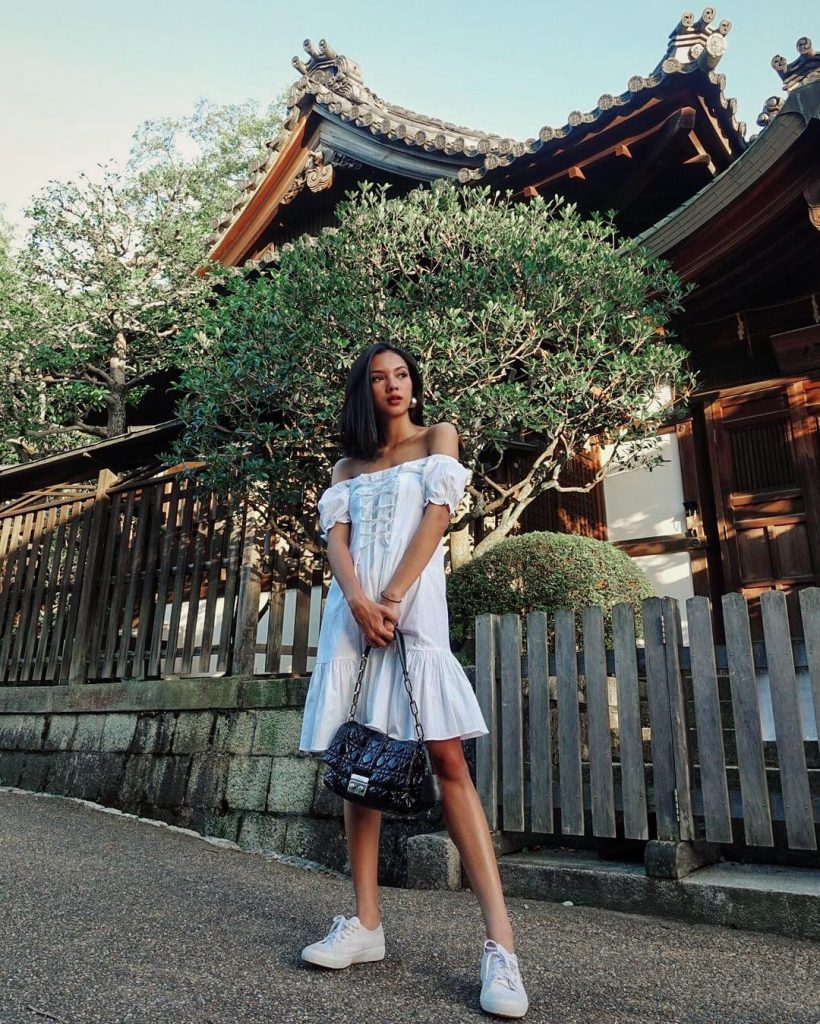 Traveling Kece Badai Ala Nazla Alifa Senia, Selebgram Cantik yang Dekat ...