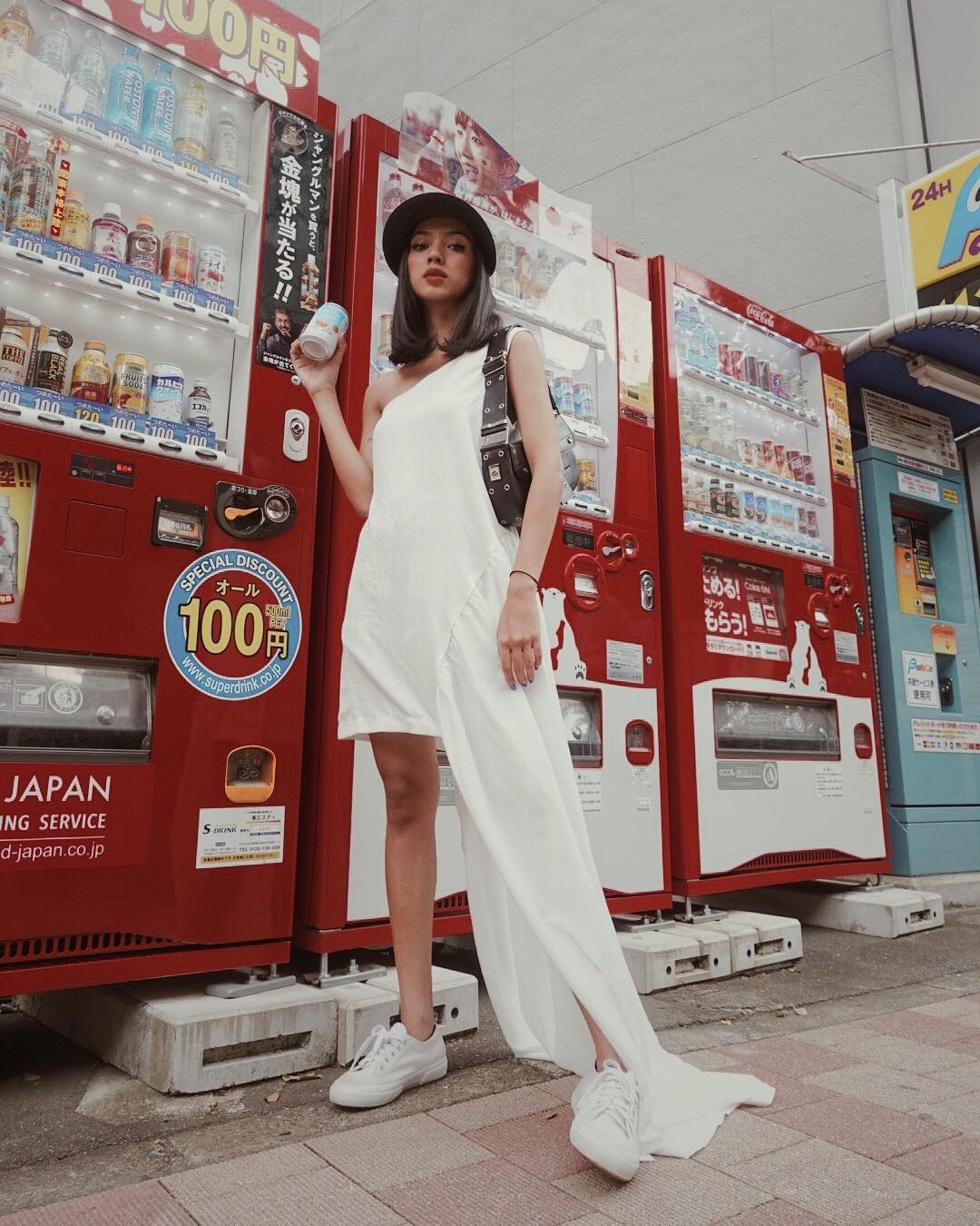 Traveling Kece Badai Ala Nazla Alifa Senia, Selebgram Cantik yang Dekat ...