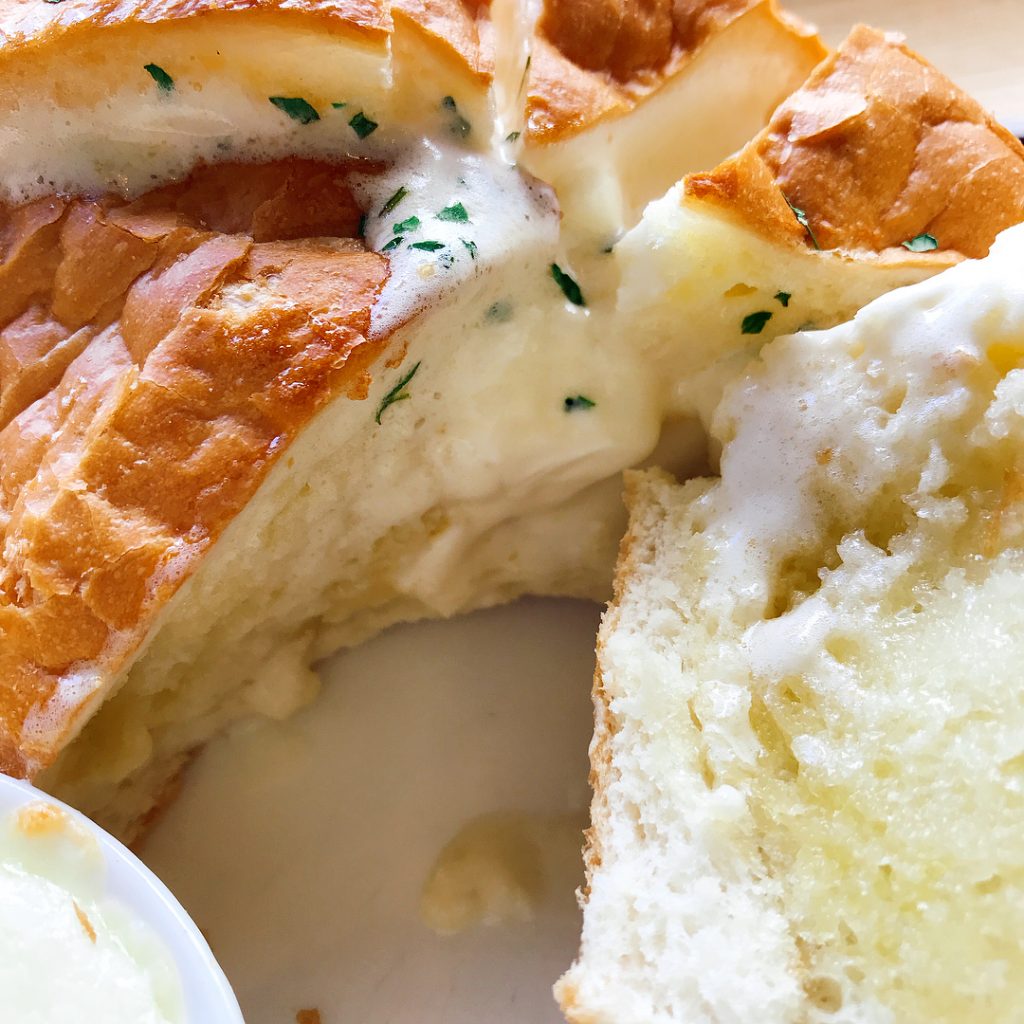 Asal Mula Roti Baguette, Camilan Berbentuk Tongkat dari Perancis