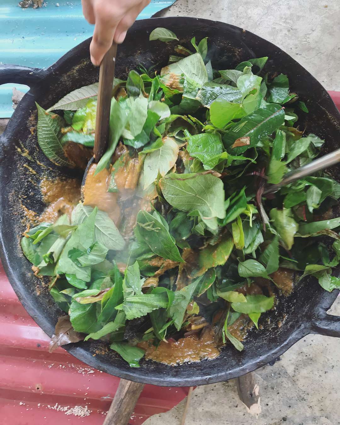 Rendang Daun Makanan Istimewa Cuma Tersedia untuk Upacara Adat Sumatera ...