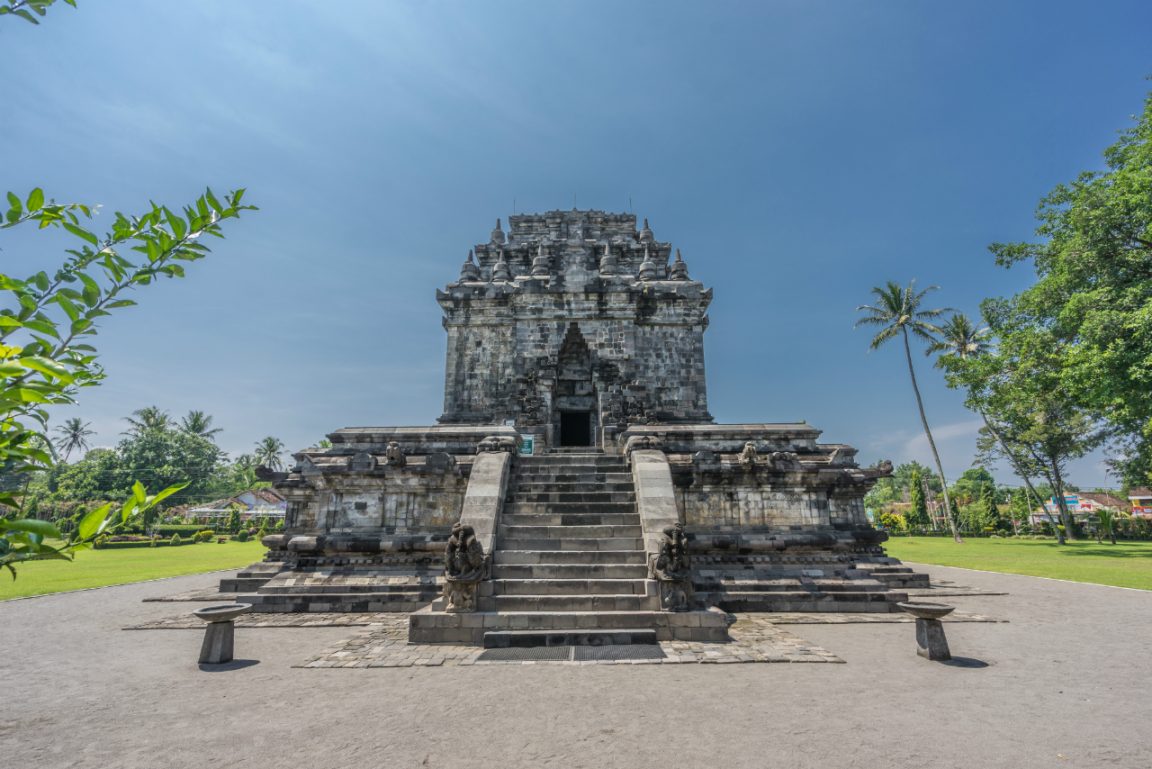 Borobudur, the Majesty from the Early Dynasty