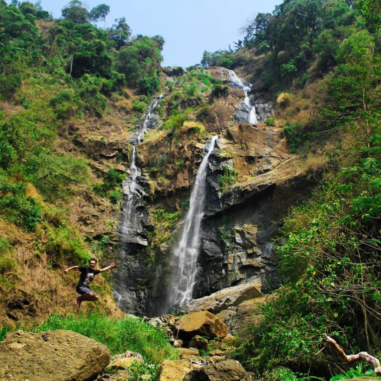 Saksikan Segarnya Pilihan Curug di Temanggung, Keasriannya Nggak Nanggung!