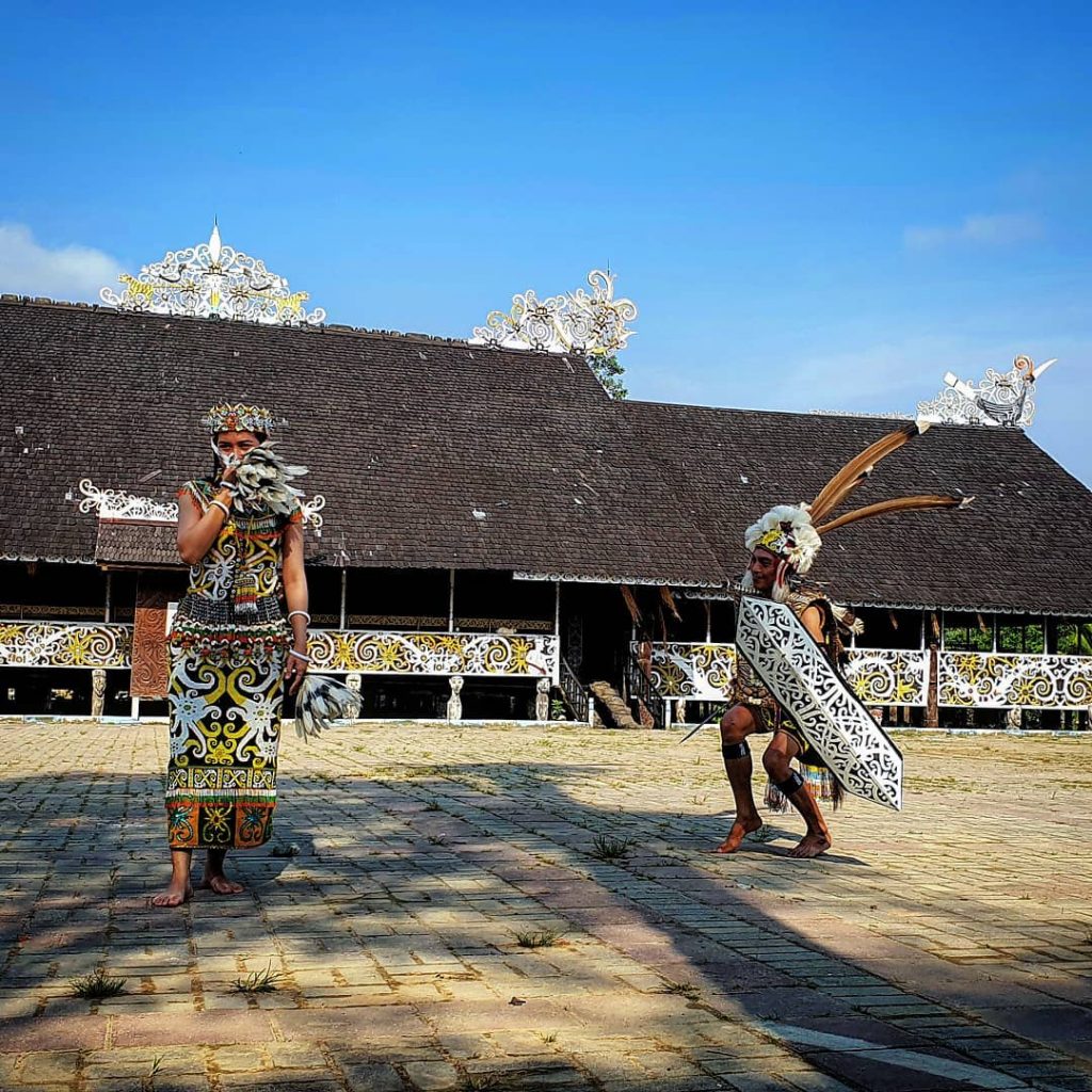 Desa Budaya Pampang Kalimantan Timur, Wisata Budaya yang Membawamu ...