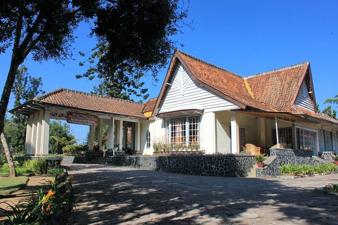 Wisata Sejarah ke Rumah Bosscha di Pangalengan, Kediaman Sosok ...