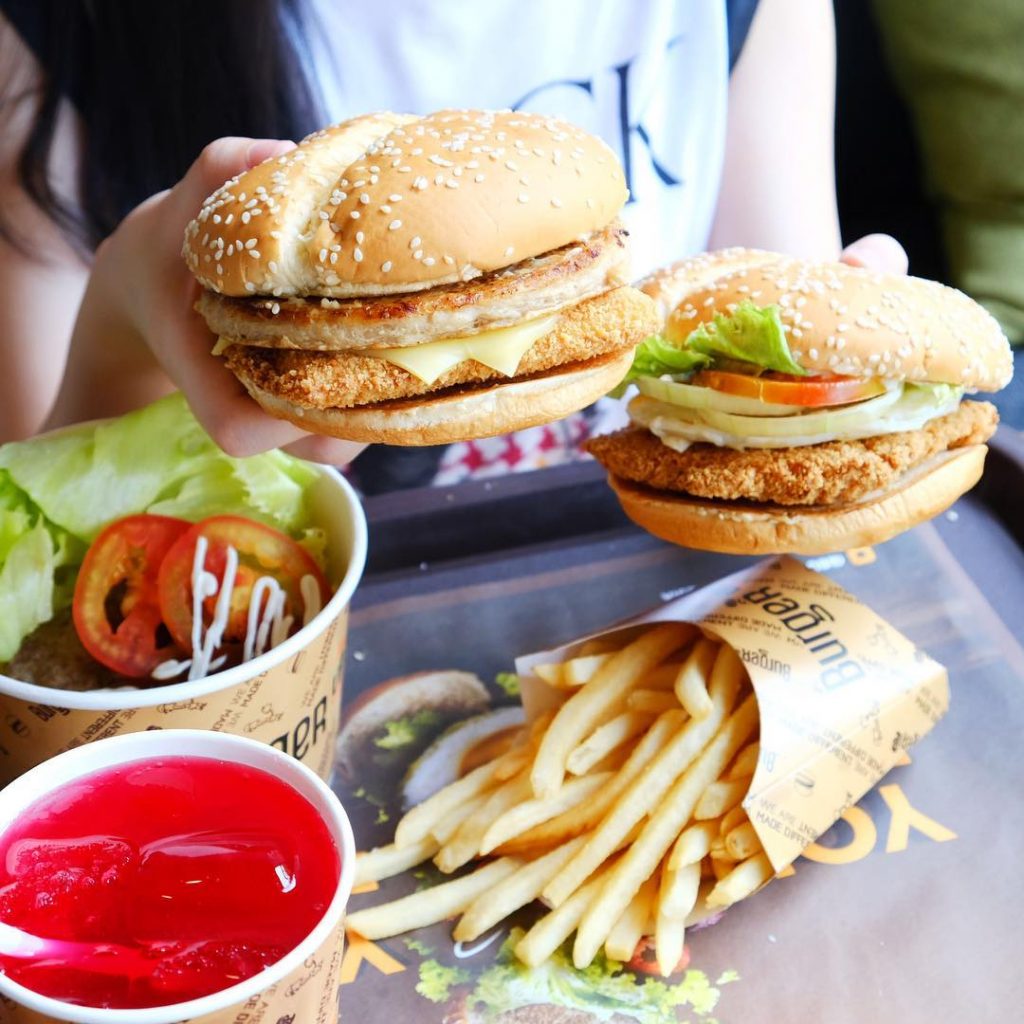 Tempat Santap Burger Enak di Surabaya, Citarasa Eropa di Tanah Jawa