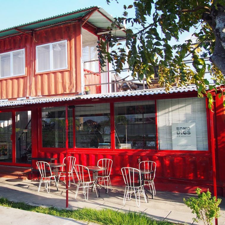 Container Cafe di Indonesia, Nikmati Nongkrong Seru di Peti Kemas ...
