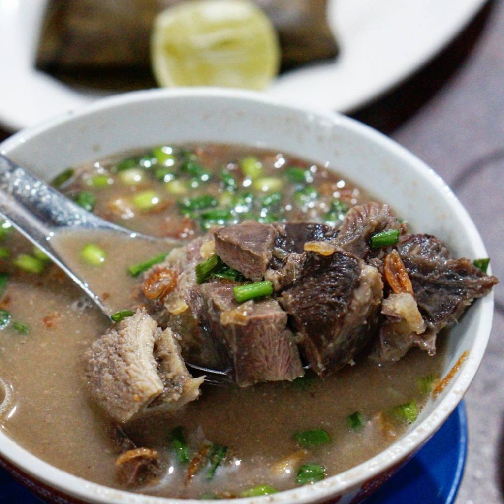 Varian Coto Makassar yang Harus Kamu Coba Saat Berlibur, Soal Ketagihan ...